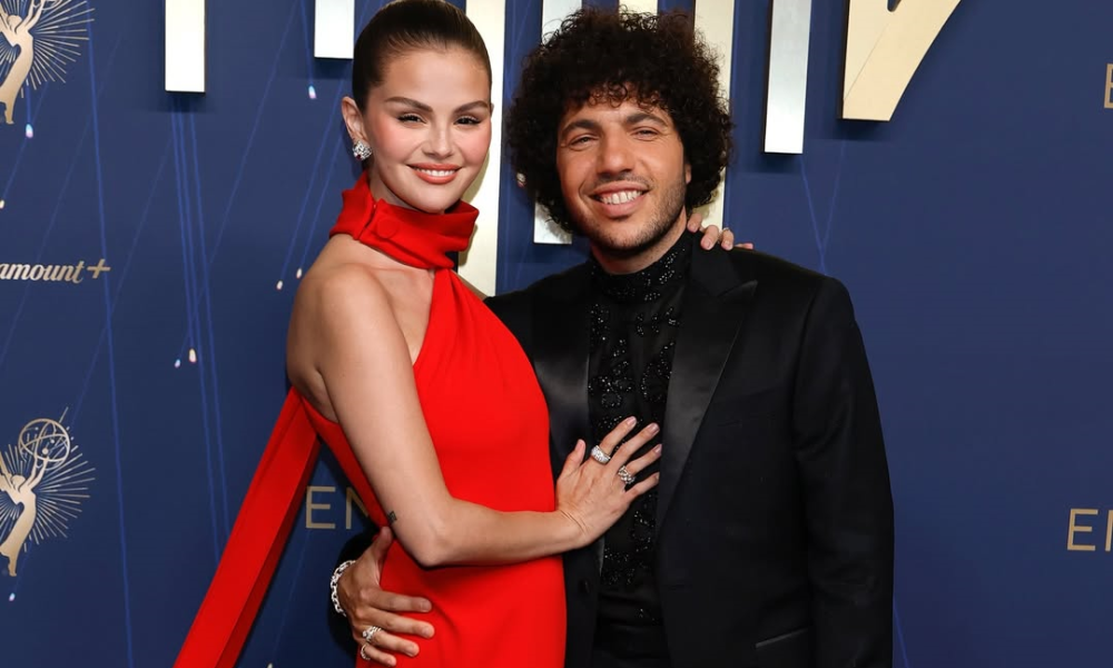 Selena Gomez Gossiping With Fiancé Benny Blanco at the 2025 Emmys Wins ...